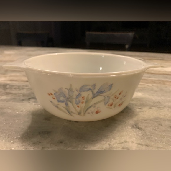 Pyrex | Dining | Pyrex England Blue Iris White Glass ...